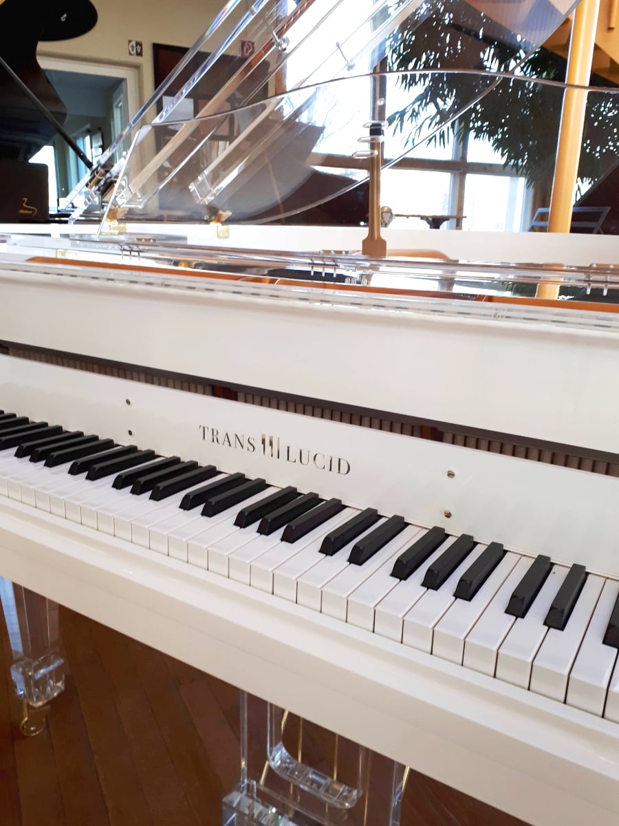 101+ Gorgeous Transparent and Modern Piano Designs | Luxury Pianos Inc.